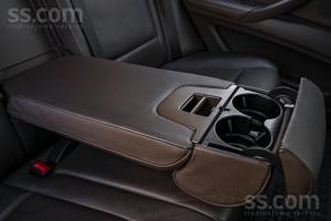 Melns BMW X5 2009 Rīga, ar dzinēja tilpumu 3.00 L un nobraukumu 347 tūkst. km par 9150 €, foto 13 vietnē AUTOMOTO.COM.LV