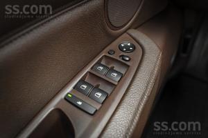 Melns BMW X5 2009 Rīga, ar dzinēja tilpumu 3.00 L un nobraukumu 347 tūkst. km par 9150 €, foto 28 vietnē AUTOMOTO.COM.LV