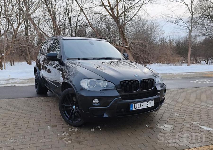 Melns BMW X5 2009 Rīga, ar dzinēja tilpumu 3.00 L un nobraukumu 242 tūkst. km par 11500 €, foto 5 vietnē AUTOMOTO.COM.LV