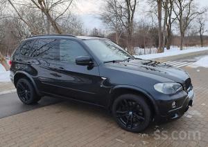 Melns BMW X5 2009 Rīga, ar dzinēja tilpumu 3.00 L un nobraukumu 242 tūkst. km par 11500 €, foto 6 vietnē AUTOMOTO.COM.LV