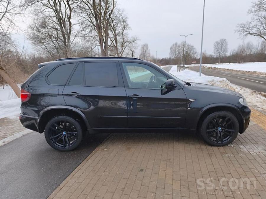 Melns BMW X5 2009 Rīga, ar dzinēja tilpumu 3.00 L un nobraukumu 242 tūkst. km par 11500 €, foto 7 vietnē AUTOMOTO.COM.LV