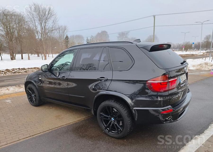 Melns BMW X5 2009 Rīga, ar dzinēja tilpumu 3.00 L un nobraukumu 242 tūkst. km par 11500 €, foto 10 vietnē AUTOMOTO.COM.LV