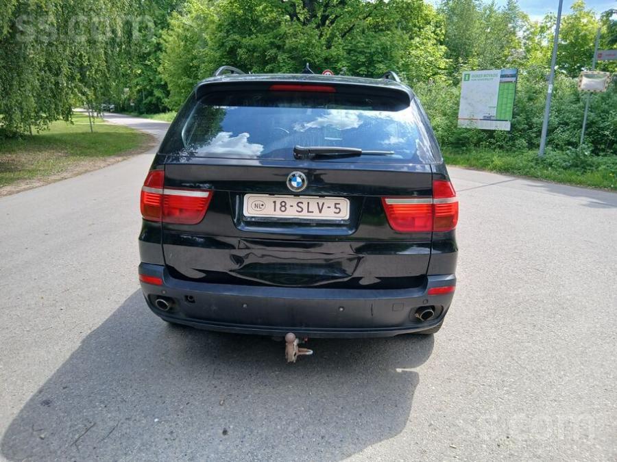 Black BMW X5 2009 in Ogre, with an engine capacity of 3.00 L and mileage of 0 thousand km for 5500 €, photo 5 on AUTOMOTO.COM.LV
