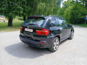 Black BMW X5 2009 in Ogre, with an engine capacity of 3.00 L and mileage of 0 thousand km for 5500 €, photo 6 on AUTOMOTO.COM.LV