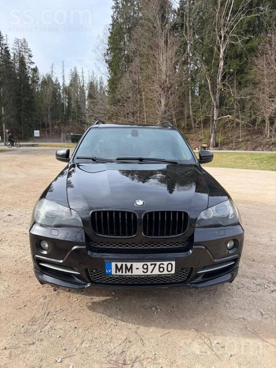 Melns BMW X5 2009 Rīga, ar dzinēja tilpumu 3.00 L un nobraukumu 357 tūkst. km par 9000 €, foto 3 vietnē AUTOMOTO.COM.LV