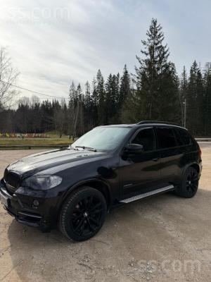 Melns BMW X5 2009 Rīga, ar dzinēja tilpumu 3.00 L un nobraukumu 357 tūkst. km par 9000 €, foto 4 vietnē AUTOMOTO.COM.LV