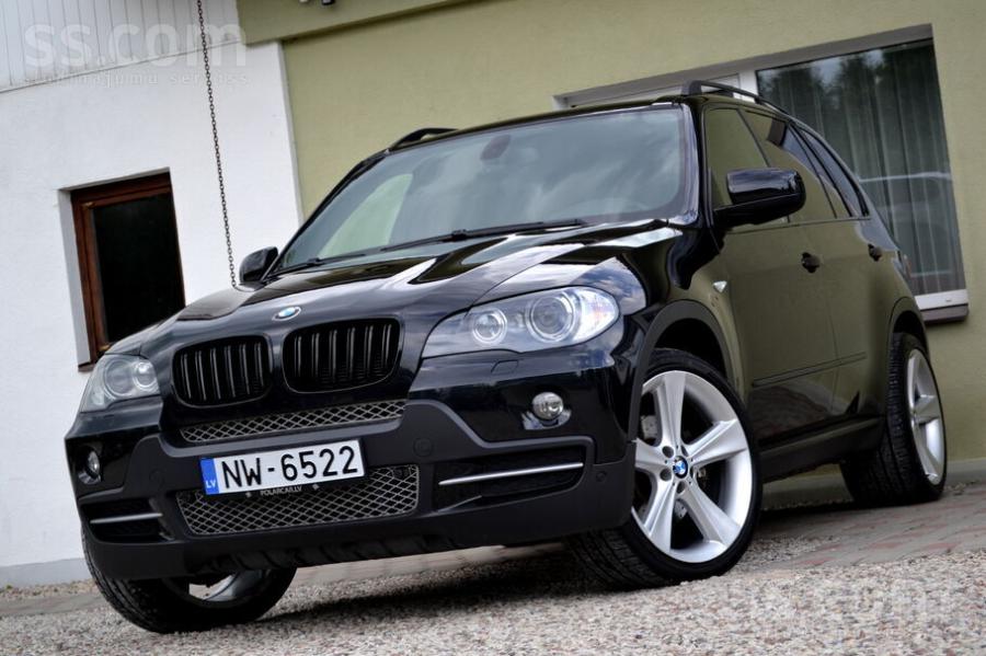 Melns BMW X5 2009 Tukums, ar dzinēja tilpumu 3.00 L un nobraukumu 288 tūkst. km par 1000 €, foto 1 vietnē AUTOMOTO.COM.LV