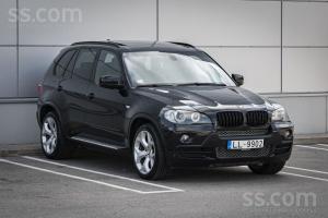 Melns BMW X5 2009 Rīga, ar dzinēja tilpumu 3.00 L un nobraukumu 347 tūkst. km par 8750 €, foto 4 vietnē AUTOMOTO.COM.LV