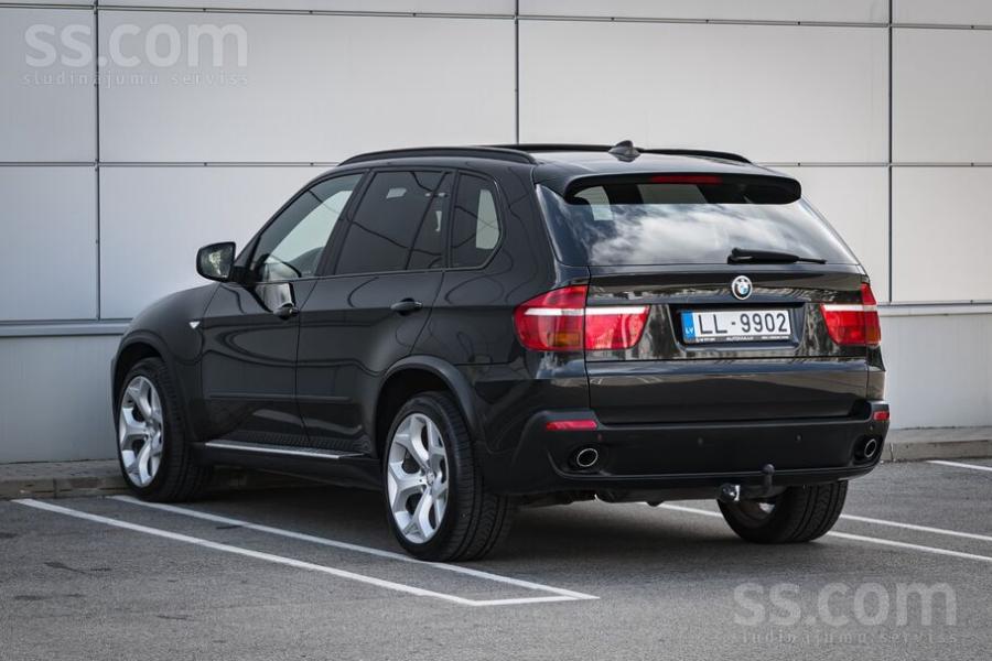 Melns BMW X5 2009 Rīga, ar dzinēja tilpumu 3.00 L un nobraukumu 347 tūkst. km par 8750 €, foto 7 vietnē AUTOMOTO.COM.LV
