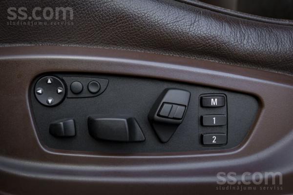 Melns BMW X5 2009 Rīga, ar dzinēja tilpumu 3.00 L un nobraukumu 347 tūkst. km par 8750 €, foto 8 vietnē AUTOMOTO.COM.LV
