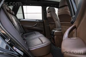 Melns BMW X5 2009 Rīga, ar dzinēja tilpumu 3.00 L un nobraukumu 347 tūkst. km par 8750 €, foto 12 vietnē AUTOMOTO.COM.LV