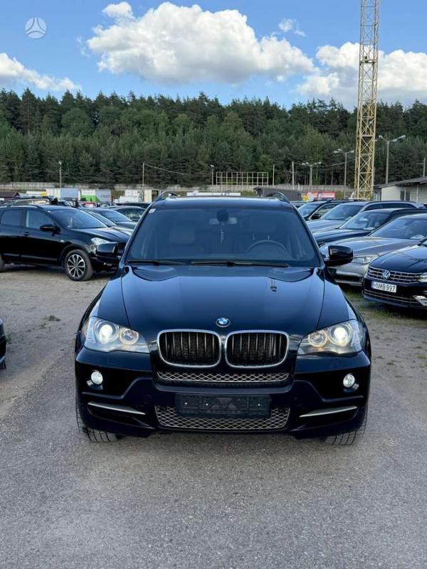 Melns BMW X5 2009 Viļņa, ar dzinēja tilpumu 2.99 L un nobraukumu 325 tūkst. km par 10700 €, foto 2 vietnē AUTOMOTO.COM.LV