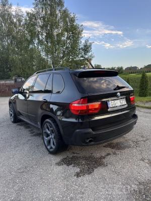 Melns BMW X5 2009 Valmiera, ar dzinēja tilpumu 3.00 L un nobraukumu 281 tūkst. km par 12000 €, foto 4 vietnē AUTOMOTO.COM.LV