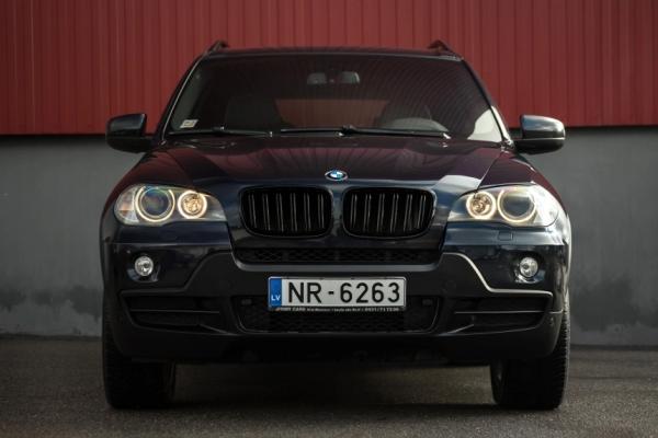 Melns BMW X5 2009 Rīga, ar dzinēja tilpumu 3.00 L un nobraukumu 316 tūkst. km par 10990 €, foto 7 vietnē AUTOMOTO.COM.LV