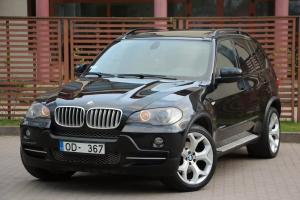 Black BMW X5 2009 in Marupe, with an engine capacity of 3.00 L and mileage of 224 thousand km for 10750 €, photo 3 on AUTOMOTO.COM.LV