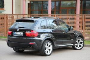 Black BMW X5 2009 in Marupe, with an engine capacity of 3.00 L and mileage of 224 thousand km for 10750 €, photo 5 on AUTOMOTO.COM.LV