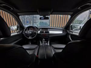 Melns BMW X5 2009 Rīga, ar dzinēja tilpumu 3.00 L un nobraukumu 276 tūkst. km par 11990 €, foto 9 vietnē AUTOMOTO.COM.LV