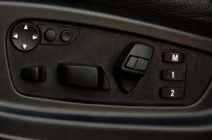 Melns BMW X5 2009 Rīga, ar dzinēja tilpumu 3.00 L un nobraukumu 276 tūkst. km par 11990 €, foto 18 vietnē AUTOMOTO.COM.LV