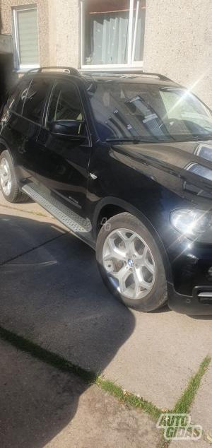 Black BMW X5 2009 in Vilnius, with an engine capacity of 3.00 L and mileage of 360 thousand km for 8500 €, photo 6 on AUTOMOTO.COM.LV