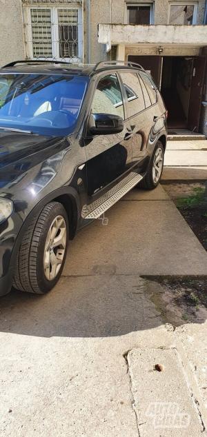 Black BMW X5 2009 in Vilnius, with an engine capacity of 3.00 L and mileage of 360 thousand km for 8500 €, photo 9 on AUTOMOTO.COM.LV