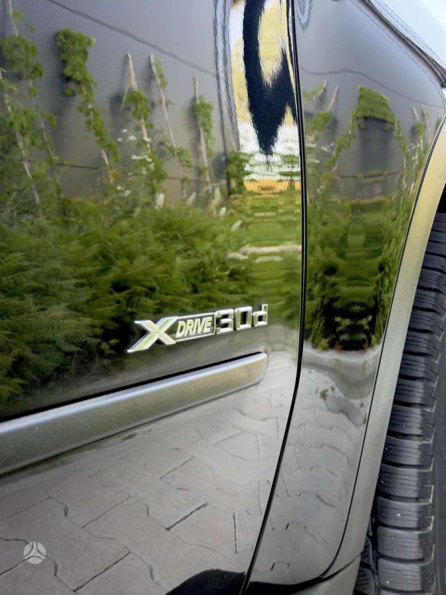 Melns BMW X5 2009 Viļņa, ar dzinēja tilpumu 2.99 L un nobraukumu 325 tūkst. km par 10600 €, foto 3 vietnē AUTOMOTO.COM.LV