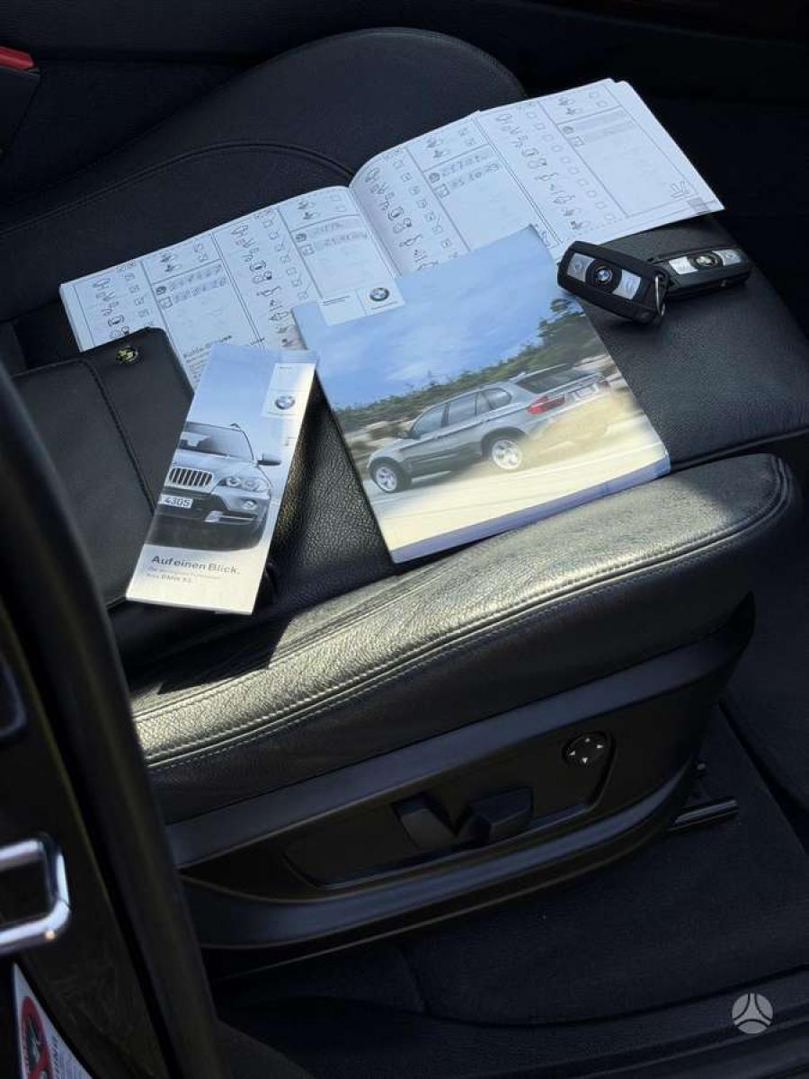 Melns BMW X5 2009 Viļņa, ar dzinēja tilpumu 2.99 L un nobraukumu 325 tūkst. km par 10600 €, foto 4 vietnē AUTOMOTO.COM.LV