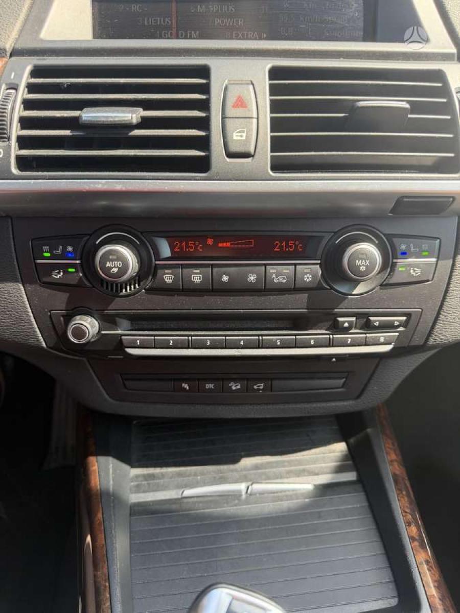 Черный БМВ Х5 2009 в Мариямполе, объемом двигателя 2.99 л и пробегом 343 тыс. км за 7800 €, фото 20 на AUTOMOTO.COM.LV