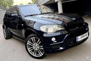 Black BMW X5 2009 in Kaunas, with an engine capacity of 0.00 L and mileage of 343 thousand km for 9300 €, photo 3 on AUTOMOTO.COM.LV
