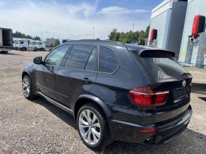 Melns BMW X5 2009 Utena, ar dzinēja tilpumu 2.99 L un nobraukumu 400 tūkst. km par 5500 €, foto 6 vietnē AUTOMOTO.COM.LV
