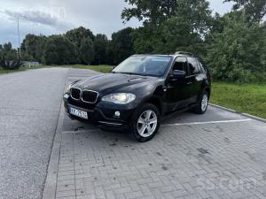 Melns BMW X5 2009 Kuldīga, ar dzinēja tilpumu 3.00 L un nobraukumu 340 tūkst. km par 6300 €, foto  vietnē AUTOMOTO.COM.LV