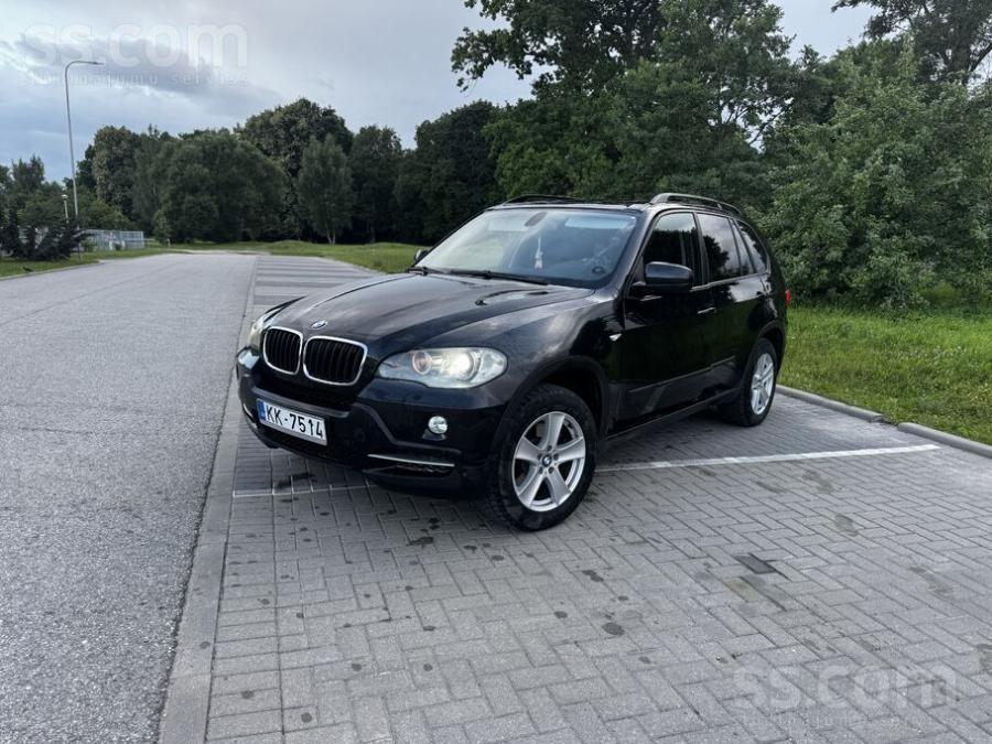 Melns BMW X5 2009 Kuldīga, ar dzinēja tilpumu 3.00 L un nobraukumu 340 tūkst. km par 6300 €, foto 1 vietnē AUTOMOTO.COM.LV