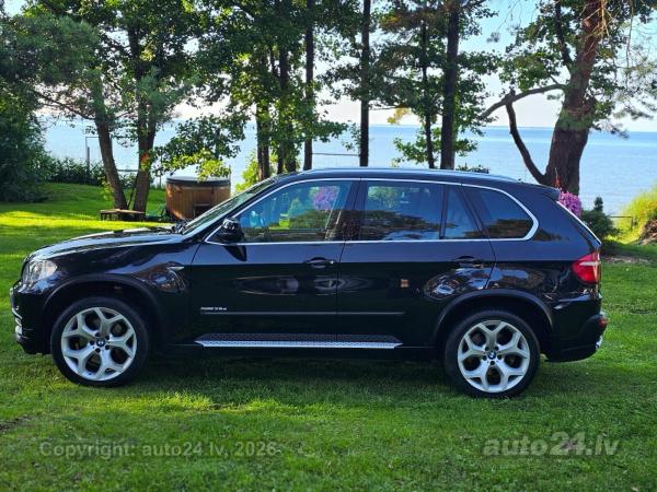 Black BMW X5 2009 in Tallinn, with an engine capacity of 3.50 L and mileage of 331 thousand km for 8998 €, photo 6 on AUTOMOTO.COM.LV