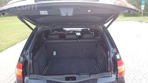 Black BMW X5 2009 in Riga, with an engine capacity of 3.00 L and mileage of 334 thousand km for 7999 €, photo 8 on AUTOMOTO.COM.LV