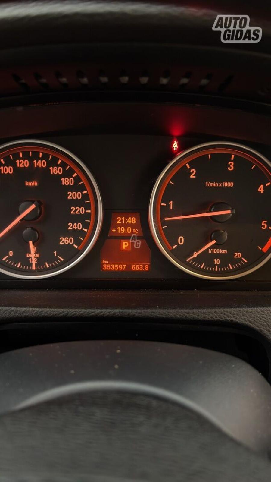 Black BMW X5 2009 in Kaunas, with an engine capacity of 3.00 L and mileage of 354 thousand km for 7500 €, photo 12 on AUTOMOTO.COM.LV