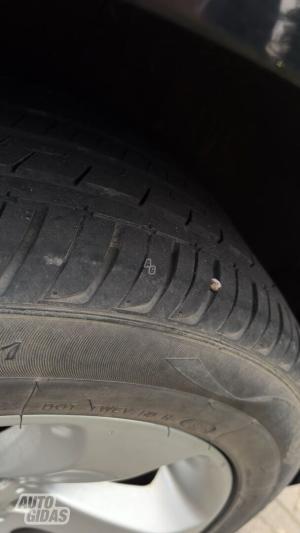 Black BMW X5 2009 in Kaunas, with an engine capacity of 3.00 L and mileage of 354 thousand km for 7500 €, photo 20 on AUTOMOTO.COM.LV
