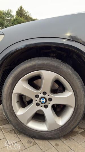 Black BMW X5 2009 in Kaunas, with an engine capacity of 3.00 L and mileage of 354 thousand km for 7500 €, photo 22 on AUTOMOTO.COM.LV