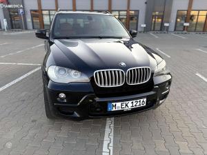 Black BMW X5 2009 in Vilnius, with an engine capacity of 3.00 L and mileage of 285 thousand km for 8300 €, photo 4 on AUTOMOTO.COM.LV