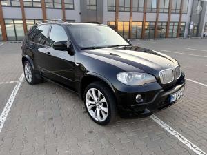 Black BMW X5 2009 in Vilnius, with an engine capacity of 3.00 L and mileage of 285 thousand km for 8300 €, photo 5 on AUTOMOTO.COM.LV