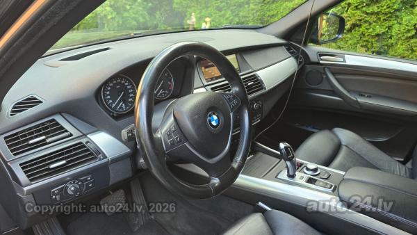 Melns BMW X5 2009 Rīga, ar dzinēja tilpumu 3.00 L un nobraukumu 190 tūkst. km par 12900 €, foto 5 vietnē AUTOMOTO.COM.LV