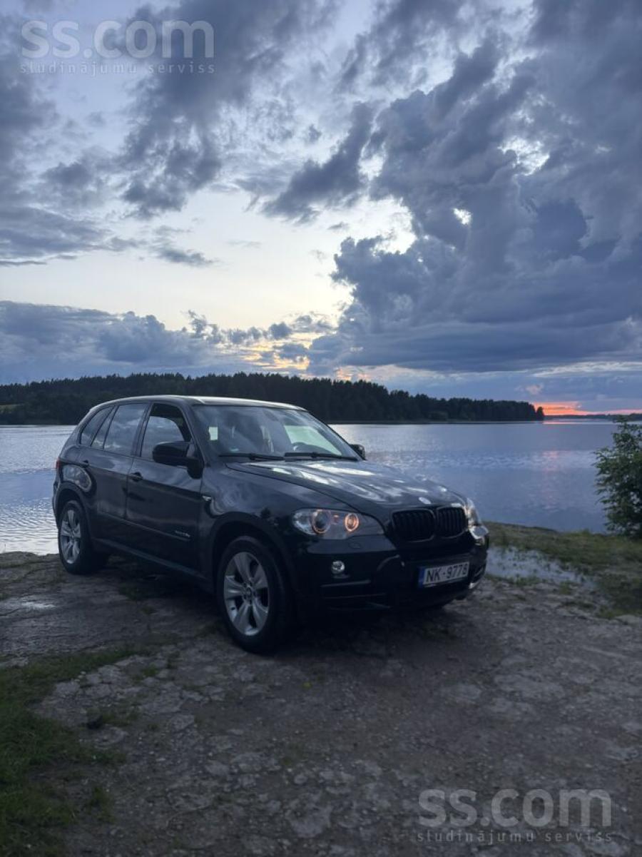 Melns BMW X5 2009 Ogre, ar dzinēja tilpumu 3.00 L un nobraukumu 374 tūkst. km par 8499 €, foto 35 vietnē AUTOMOTO.COM.LV