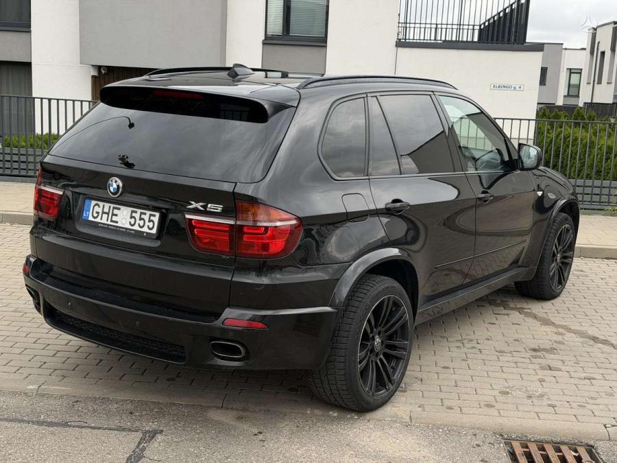 Melns BMW X5 2009 Viļņa, ar dzinēja tilpumu 2.99 L un nobraukumu 460 tūkst. km par 7200 €, foto 13 vietnē AUTOMOTO.COM.LV