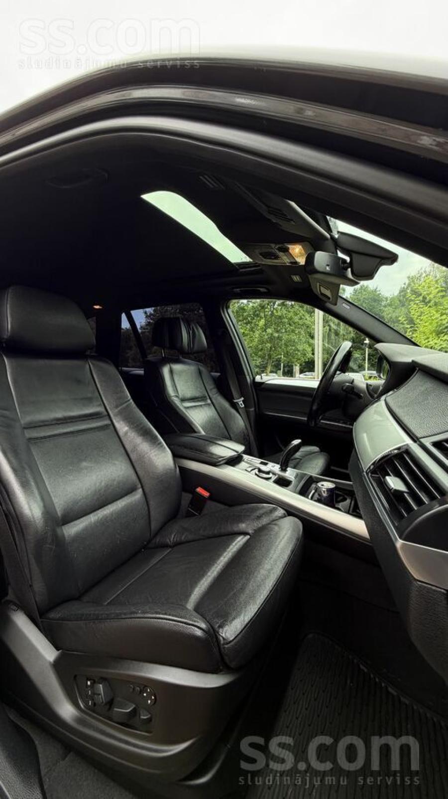 Black BMW X5 2009 in Riga, with an engine capacity of 3.00 L and mileage of 344 thousand km for 9750 €, photo 14 on AUTOMOTO.COM.LV