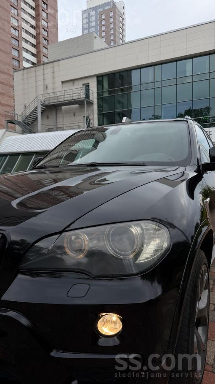 Black BMW X5 2009 in Riga, with an engine capacity of 3.00 L and mileage of 344 thousand km for 9750 €, photo 27 on AUTOMOTO.COM.LV
