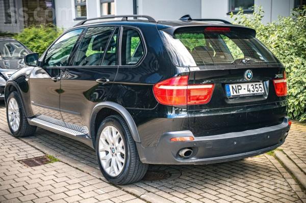 Melns BMW X5 2009 Rīga, ar dzinēja tilpumu 3.00 L un nobraukumu 362 tūkst. km par 5990 €, foto 6 vietnē AUTOMOTO.COM.LV