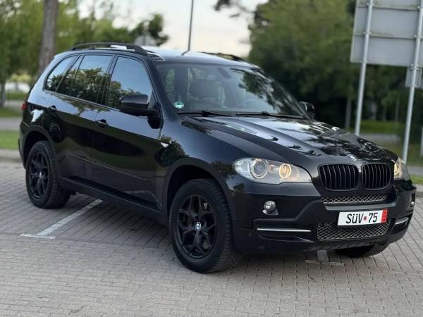 Melns BMW X5 2009 Jūrmala, ar dzinēja tilpumu 3.00 L un nobraukumu 285 tūkst. km par 7990 €, foto 3 vietnē AUTOMOTO.COM.LV