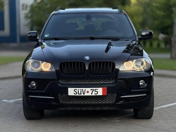 Melns BMW X5 2009 Jūrmala, ar dzinēja tilpumu 3.00 L un nobraukumu 285 tūkst. km par 7990 €, foto 5 vietnē AUTOMOTO.COM.LV