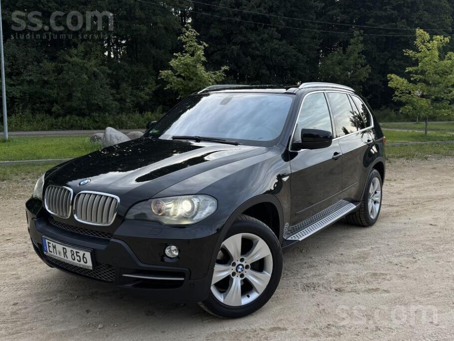 Black BMW X5 2009 in Riga, with an engine capacity of 3.00 L and mileage of 0 thousand km for 9700 €, photo 1 on AUTOMOTO.COM.LV