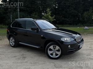 Black BMW X5 2009 in Riga, with an engine capacity of 3.00 L and mileage of 0 thousand km for 9700 €, photo 6 on AUTOMOTO.COM.LV