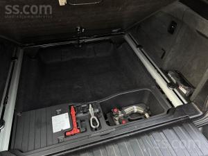 Black BMW X5 2009 in Riga, with an engine capacity of 3.00 L and mileage of 0 thousand km for 9700 €, photo 28 on AUTOMOTO.COM.LV