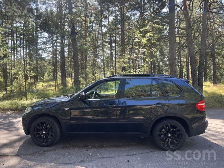 Melns BMW X5 2009 Rīga, ar dzinēja tilpumu 3.00 L un nobraukumu 309 tūkst. km par 9600 €, foto 6 vietnē AUTOMOTO.COM.LV